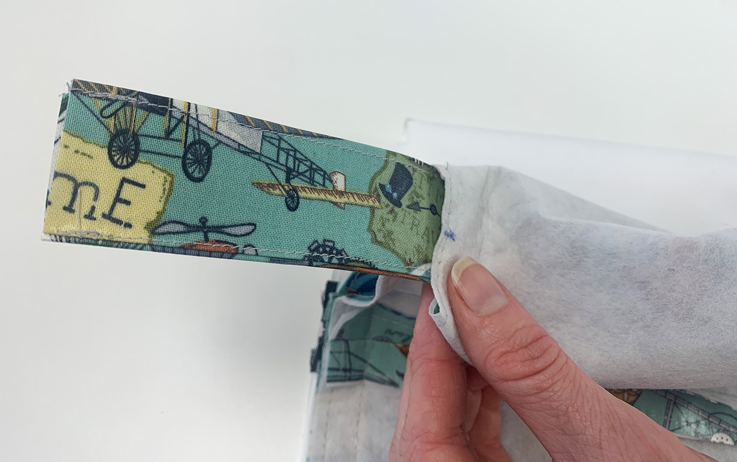 Large Wash Bag Tutorial – FREE Pattern - Creative Rehab